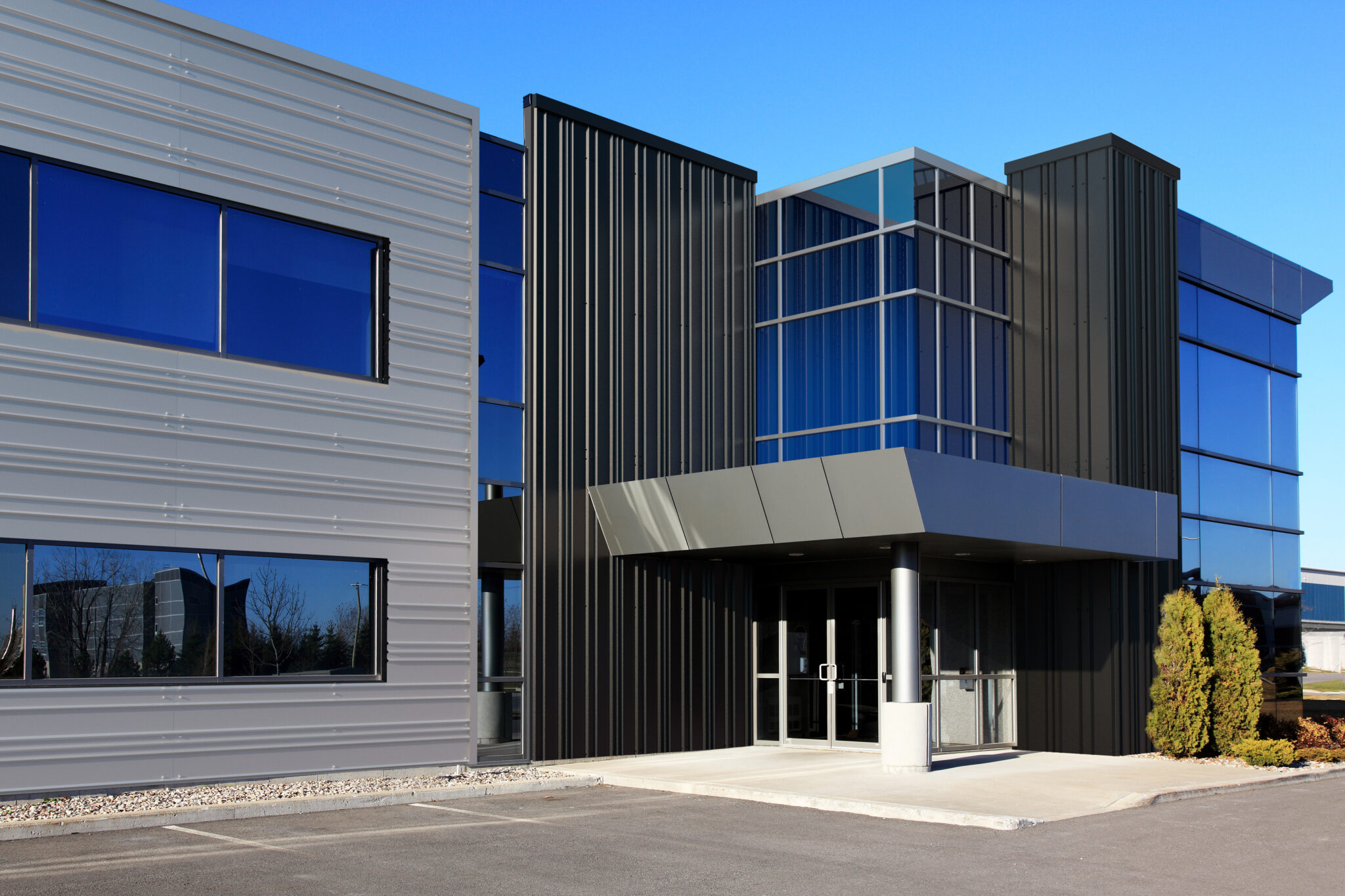 Edificio industrial - Teczone